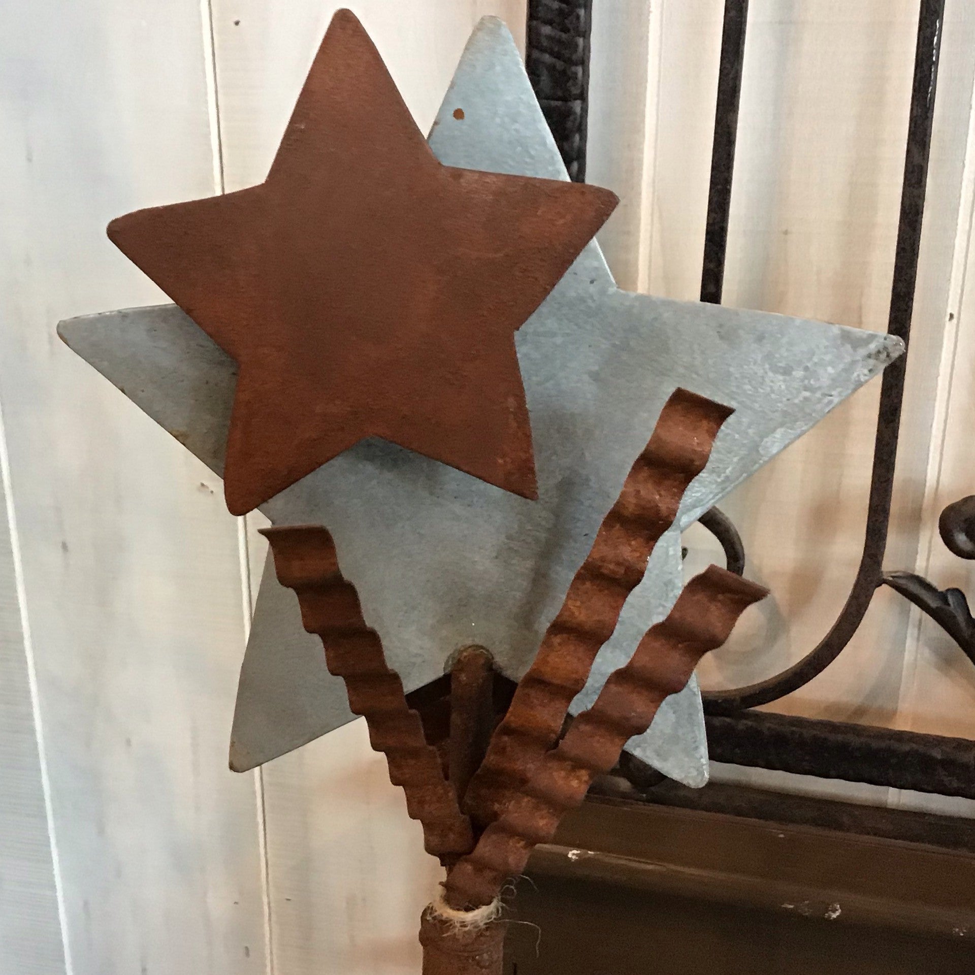 Y17129 - Galvanized/Rust Star Finial - CED | COMING HOME TO WACO